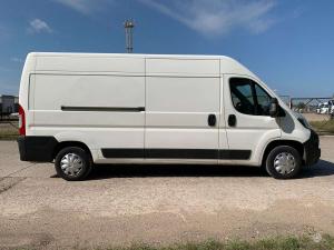 White Peugeot Boxer 2020 in Vilnius, with an engine capacity of 2.18 L and mileage of 188 thousand km for 10164 €, photo 9 on AUTOMOTO.COM.LV