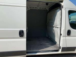 White Peugeot Boxer 2020 in Vilnius, with an engine capacity of 2.18 L and mileage of 188 thousand km for 10164 €, photo 12 on AUTOMOTO.COM.LV