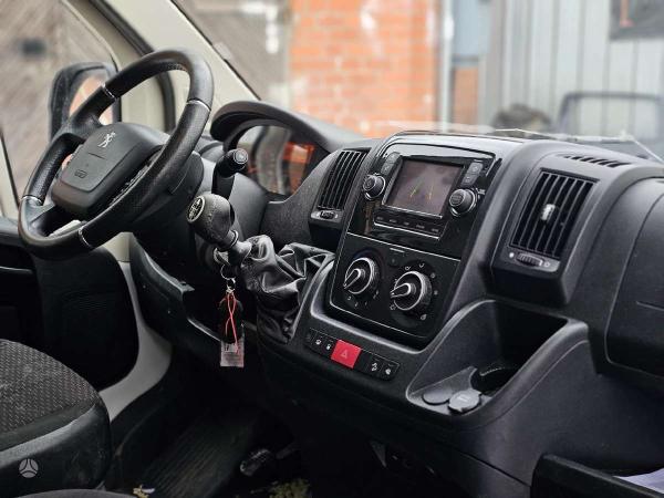 Balts Peugeot Boxer 2021 Rokiškis, ar dzinēja tilpumu 2.18 L un nobraukumu 317 tūkst. km par 8410 €, foto 11 vietnē AUTOMOTO.COM.LV