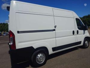 White Peugeot Boxer 2021 in Taurage, with an engine capacity of 2.18 L and mileage of 150 thousand km for 9922 €, photo 7 on AUTOMOTO.COM.LV