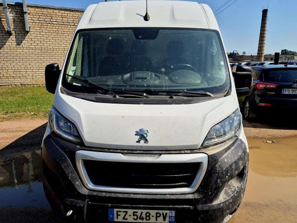Balts Peugeot Boxer 2021 Tauragė, ar dzinēja tilpumu 2.18 L un nobraukumu 171 tūkst. km par 7300 €, foto 2 vietnē AUTOMOTO.COM.LV