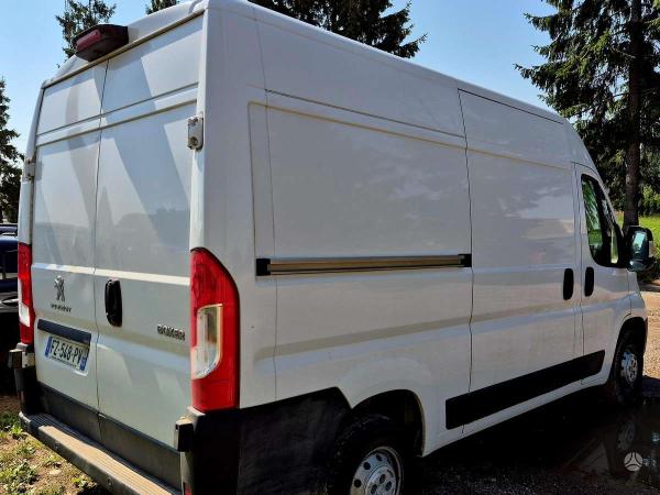 Balts Peugeot Boxer 2021 Tauragė, ar dzinēja tilpumu 2.18 L un nobraukumu 171 tūkst. km par 7300 €, foto 5 vietnē AUTOMOTO.COM.LV