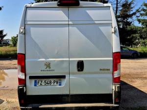 White Peugeot Boxer 2021 in Taurage, with an engine capacity of 2.18 L and mileage of 171 thousand km for 7300 €, photo 7 on AUTOMOTO.COM.LV