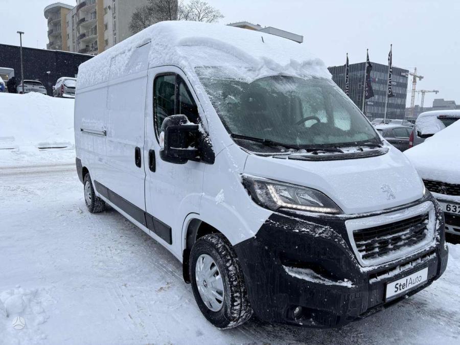 Balts Peugeot Boxer 2022 Viļņa, ar dzinēja tilpumu 2.18 L un nobraukumu 25 tūkst. km par 20500 €, foto 4 vietnē AUTOMOTO.COM.LV