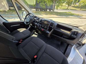 White Peugeot Boxer 2022 in Vilnius, with an engine capacity of 2.20 L and mileage of 50 thousand km for 18150 €, photo 12 on AUTOMOTO.COM.LV