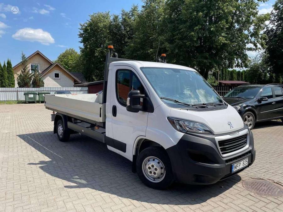 Balts Peugeot Boxer 2022 Viļņa, ar dzinēja tilpumu 2.18 L un nobraukumu 92 tūkst. km par 30250 €, foto 4 vietnē AUTOMOTO.COM.LV