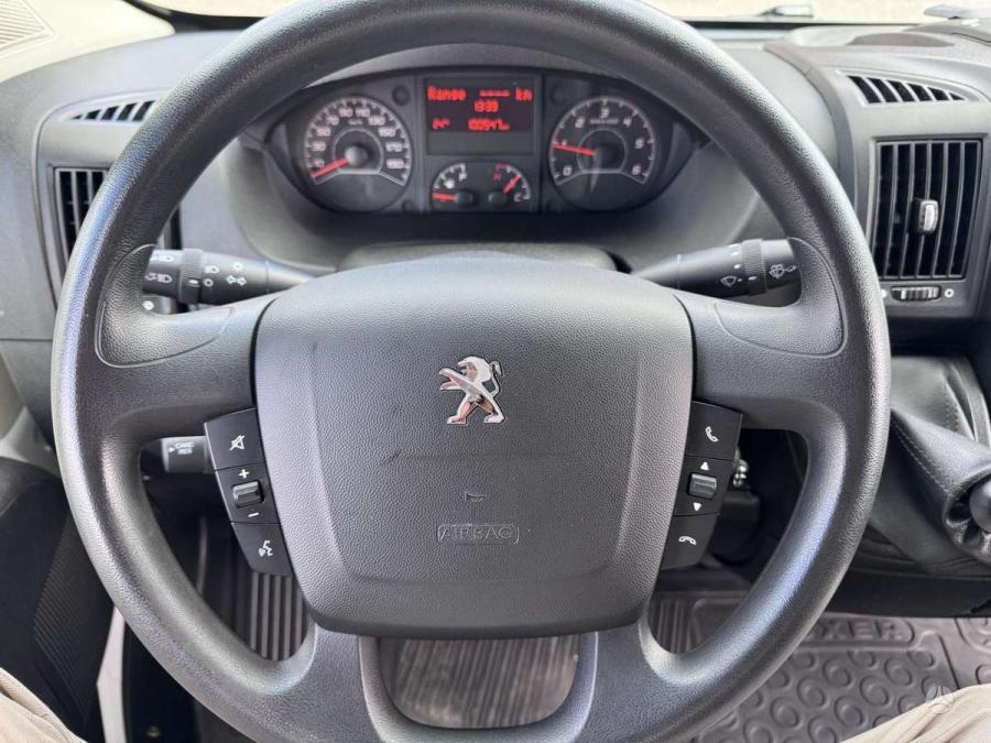 Balts Peugeot Boxer 2022 Viļņa, ar dzinēja tilpumu 2.20 L un nobraukumu 100 tūkst. km par 17950 €, foto 5 vietnē AUTOMOTO.COM.LV