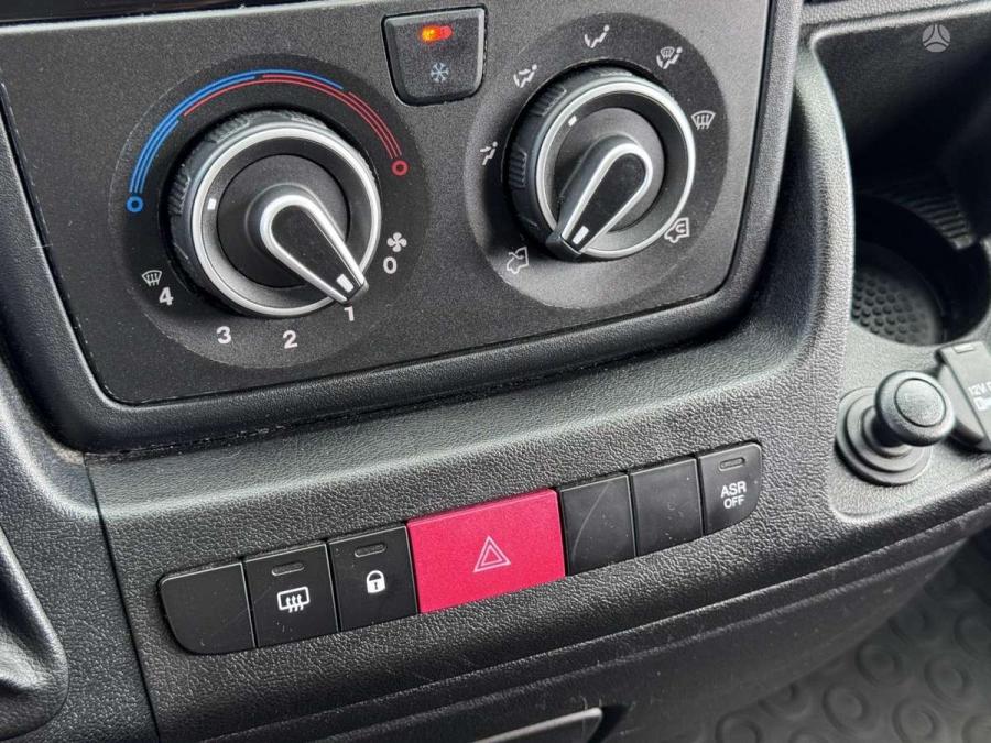 Balts Peugeot Boxer 2022 Viļņa, ar dzinēja tilpumu 2.20 L un nobraukumu 100 tūkst. km par 17950 €, foto 10 vietnē AUTOMOTO.COM.LV