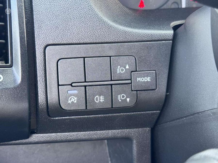 Balts Peugeot Boxer 2022 Viļņa, ar dzinēja tilpumu 2.20 L un nobraukumu 100 tūkst. km par 17950 €, foto 14 vietnē AUTOMOTO.COM.LV