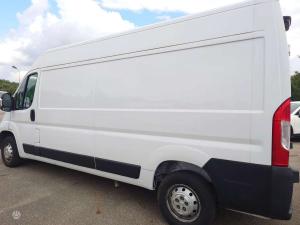White Peugeot Boxer 2022 in Taurage, with an engine capacity of 2.18 L and mileage of 245 thousand km for 13552 €, photo 9 on AUTOMOTO.COM.LV