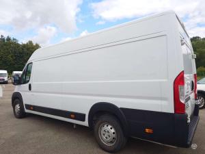 White Peugeot Boxer 2022 in Taurage, with an engine capacity of 2.18 L and mileage of 270 thousand km for 13310 €, photo 8 on AUTOMOTO.COM.LV