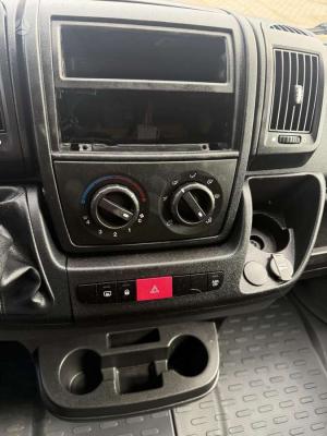 Balts Peugeot Boxer 2022 Kauņa, ar dzinēja tilpumu 2.20 L un nobraukumu 177 tūkst. km par 7600 €, foto 14 vietnē AUTOMOTO.COM.LV
