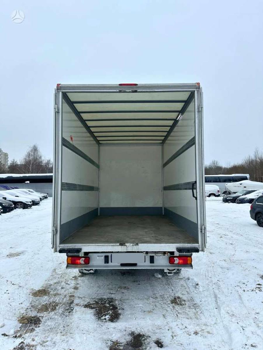 White Peugeot Boxer 2023 in Vilnius, with an engine capacity of 2.20 L and mileage of 70 thousand km for 26620 €, photo 7 on AUTOMOTO.COM.LV