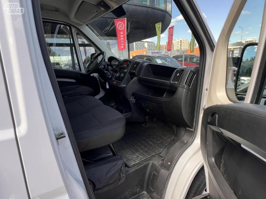 Balts Peugeot Boxer 2023 Viļņa, ar dzinēja tilpumu 2.20 L un nobraukumu 229 tūkst. km par 14490 €, foto 13 vietnē AUTOMOTO.COM.LV