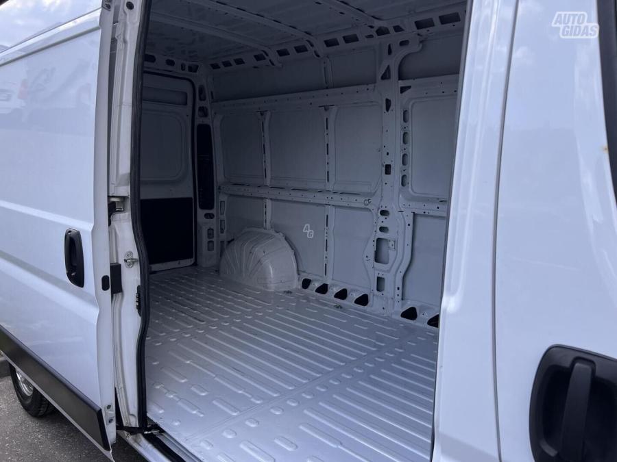 Balts Peugeot Boxer 2023 Viļņa, ar dzinēja tilpumu 2.20 L un nobraukumu 229 tūkst. km par 14490 €, foto 16 vietnē AUTOMOTO.COM.LV