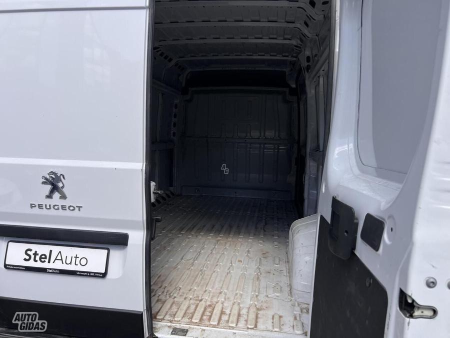 Balts Peugeot Boxer 2023 Viļņa, ar dzinēja tilpumu 2.20 L un nobraukumu 229 tūkst. km par 14490 €, foto 18 vietnē AUTOMOTO.COM.LV