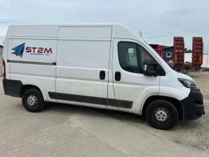 Balts Peugeot Boxer 2023 Kauņa, ar dzinēja tilpumu 2.20 L un nobraukumu 200 tūkst. km par 4980 €, foto 4 vietnē AUTOMOTO.COM.LV