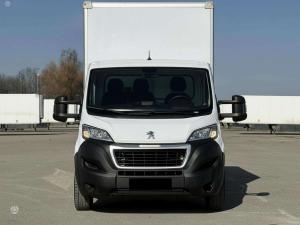 White Peugeot Boxer 2023 in Vilnius, with an engine capacity of 2.20 L and mileage of 70 thousand km for 20570 €, photo 3 on AUTOMOTO.COM.LV