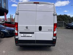 White Peugeot Boxer 2023 in Vilnius, with an engine capacity of 2.18 L and mileage of 229 thousand km for 14490 €, photo 6 on AUTOMOTO.COM.LV
