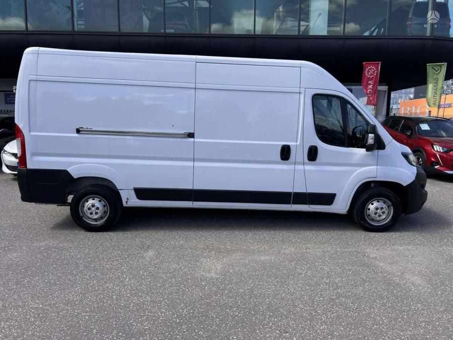 White Peugeot Boxer 2023 in Vilnius, with an engine capacity of 2.18 L and mileage of 229 thousand km for 14490 €, photo 7 on AUTOMOTO.COM.LV