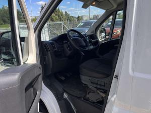 White Peugeot Boxer 2023 in Vilnius, with an engine capacity of 2.18 L and mileage of 229 thousand km for 14490 €, photo 8 on AUTOMOTO.COM.LV