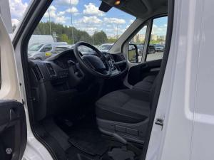 White Peugeot Boxer 2023 in Vilnius, with an engine capacity of 2.18 L and mileage of 229 thousand km for 14490 €, photo 9 on AUTOMOTO.COM.LV
