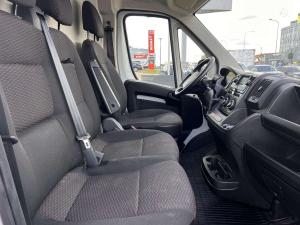 White Peugeot Boxer 2023 in Vilnius, with an engine capacity of 2.18 L and mileage of 229 thousand km for 14490 €, photo 15 on AUTOMOTO.COM.LV