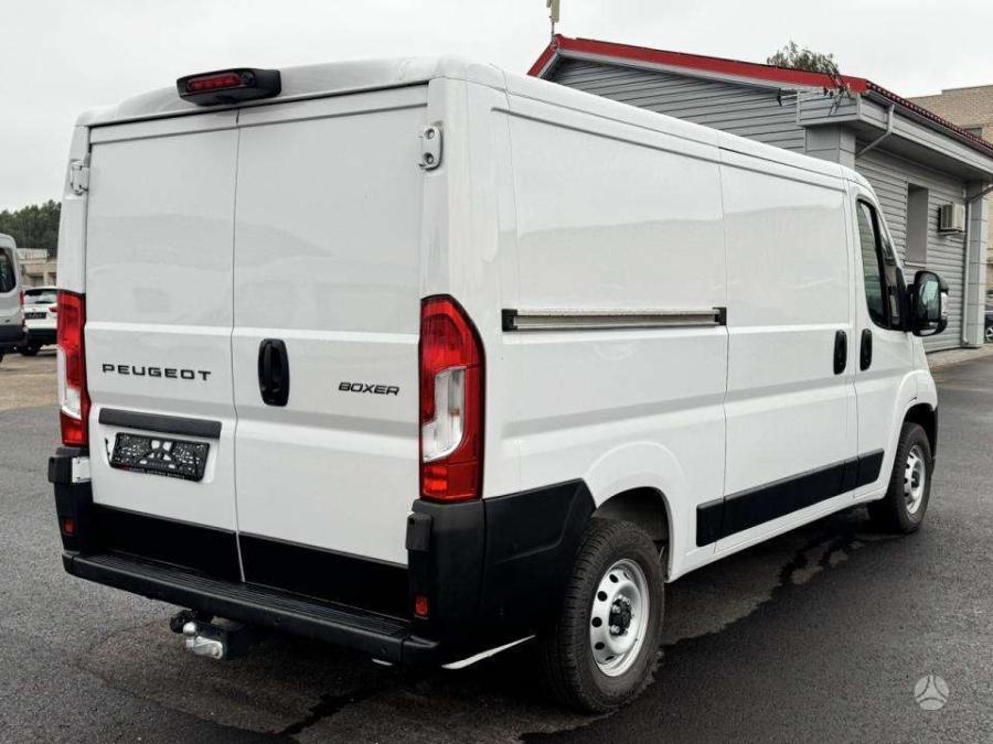 White Peugeot Boxer 2024 in Radviliskis, with an engine capacity of 2.18 L and mileage of 1 thousand km for 31762 €, photo 6 on AUTOMOTO.COM.LV