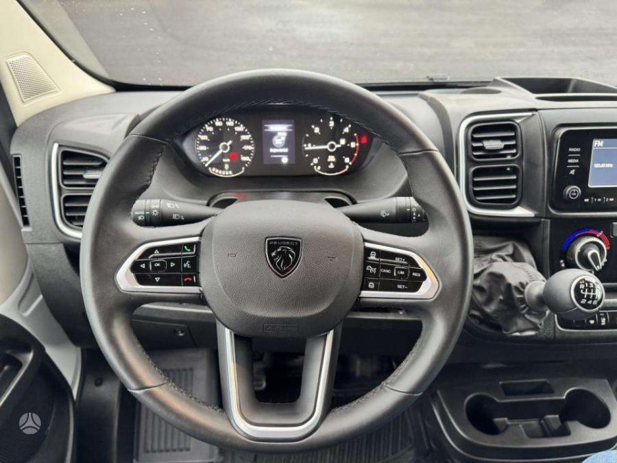 White Peugeot Boxer 2024 in Radviliskis, with an engine capacity of 2.18 L and mileage of 1 thousand km for 31762 €, photo 13 on AUTOMOTO.COM.LV