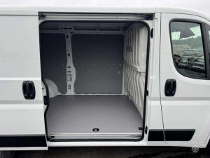 White Peugeot Boxer 2024 in Radviliskis, with an engine capacity of 2.18 L and mileage of 1 thousand km for 31762 €, photo 18 on AUTOMOTO.COM.LV