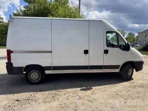 Balts Peugeot Boxer 2005 Rīga, ar dzinēja tilpumu 2.20 L un nobraukumu 180 tūkst. km par 2490 €, foto 4 vietnē AUTOMOTO.COM.LV