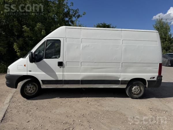 Balts Peugeot Boxer 2005 Rīga, ar dzinēja tilpumu 2.20 L un nobraukumu 180 tūkst. km par 2490 €, foto 4 vietnē AUTOMOTO.COM.LV