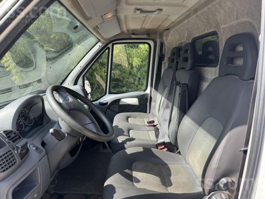 Balts Peugeot Boxer 2005 Rīga, ar dzinēja tilpumu 2.20 L un nobraukumu 180 tūkst. km par 2490 €, foto 6 vietnē AUTOMOTO.COM.LV