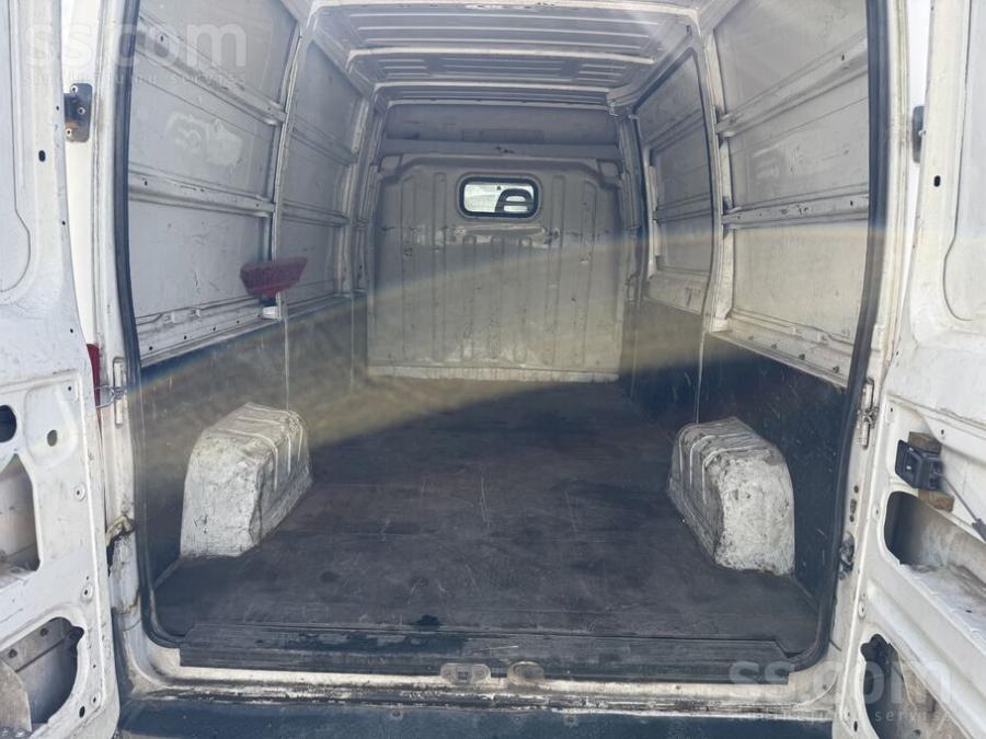 Balts Peugeot Boxer 2005 Rīga, ar dzinēja tilpumu 2.20 L un nobraukumu 180 tūkst. km par 2490 €, foto 7 vietnē AUTOMOTO.COM.LV