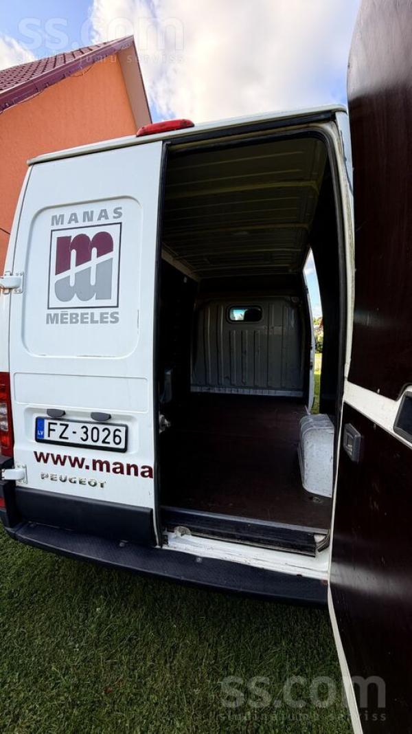 Balts Peugeot Boxer 2006 Rēzekne, ar dzinēja tilpumu 2.80 L un nobraukumu 102 tūkst. km par 4500 €, foto 2 vietnē AUTOMOTO.COM.LV