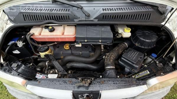 Balts Peugeot Boxer 2006 Rēzekne, ar dzinēja tilpumu 2.80 L un nobraukumu 102 tūkst. km par 4500 €, foto 6 vietnē AUTOMOTO.COM.LV
