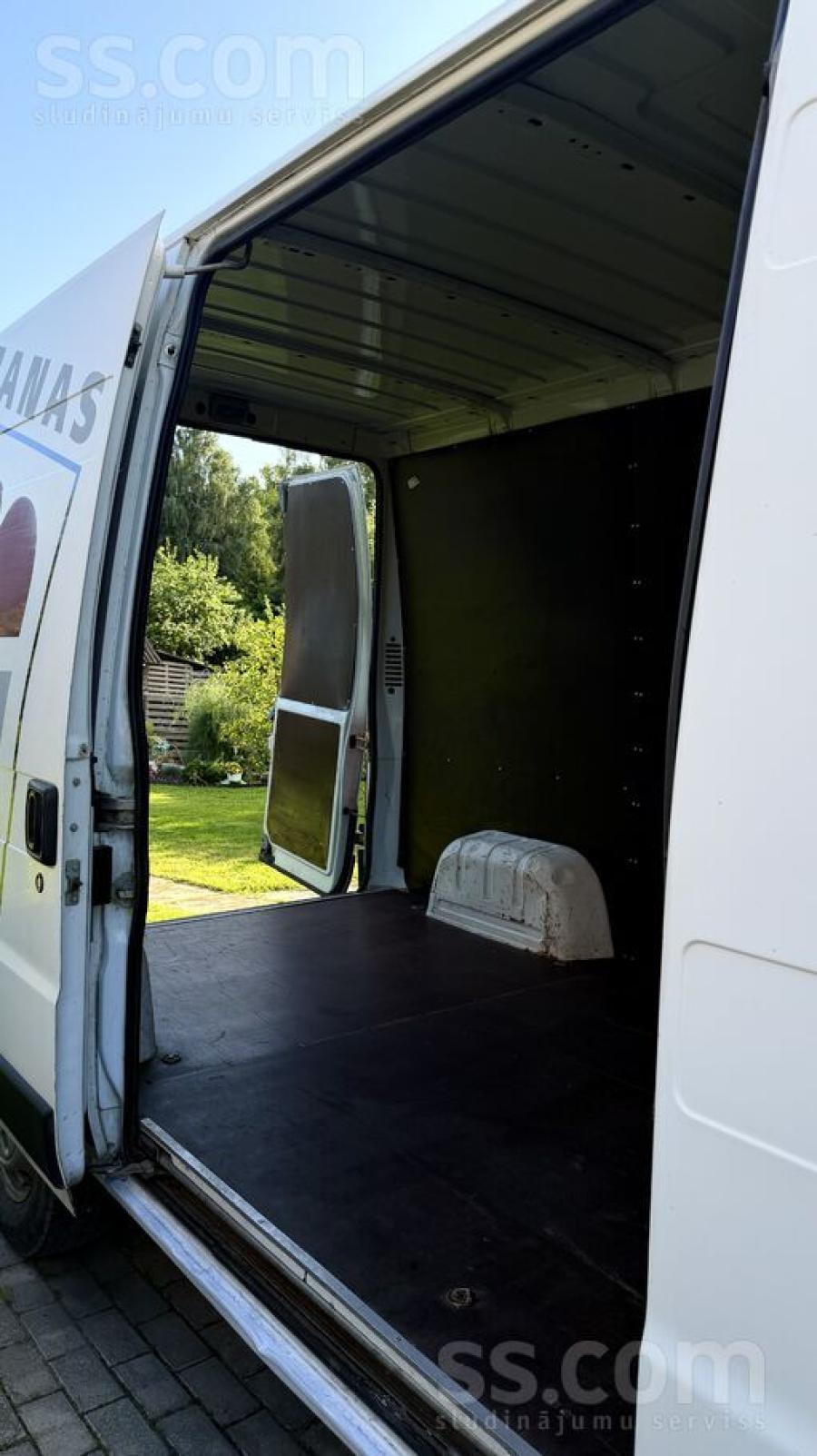 Balts Peugeot Boxer 2006 Rēzekne, ar dzinēja tilpumu 2.80 L un nobraukumu 102 tūkst. km par 4500 €, foto 11 vietnē AUTOMOTO.COM.LV