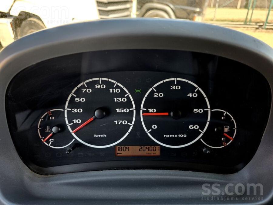 White Peugeot Boxer 2007 in Riga, with an engine capacity of 2.80 L and mileage of 204 thousand km for 5900 €, photo 13 on AUTOMOTO.COM.LV