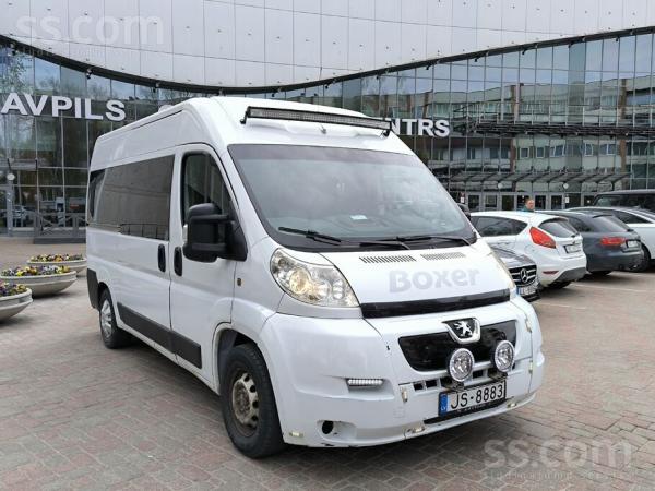 White Peugeot Boxer 2007 in Daugavpils, with an engine capacity of 2.20 L and mileage of 430 thousand km for 6100 €, photo 5 on AUTOMOTO.COM.LV