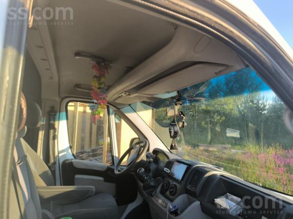 White Peugeot Boxer 2007 in Daugavpils, with an engine capacity of 2.20 L and mileage of 430 thousand km for 6100 €, photo 10 on AUTOMOTO.COM.LV