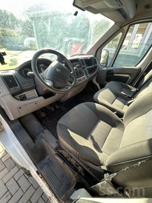 Balts Peugeot Boxer 2009 Daugavpils, ar dzinēja tilpumu 2.20 L un nobraukumu 0 tūkst. km par 2400 €, foto 3 vietnē AUTOMOTO.COM.LV