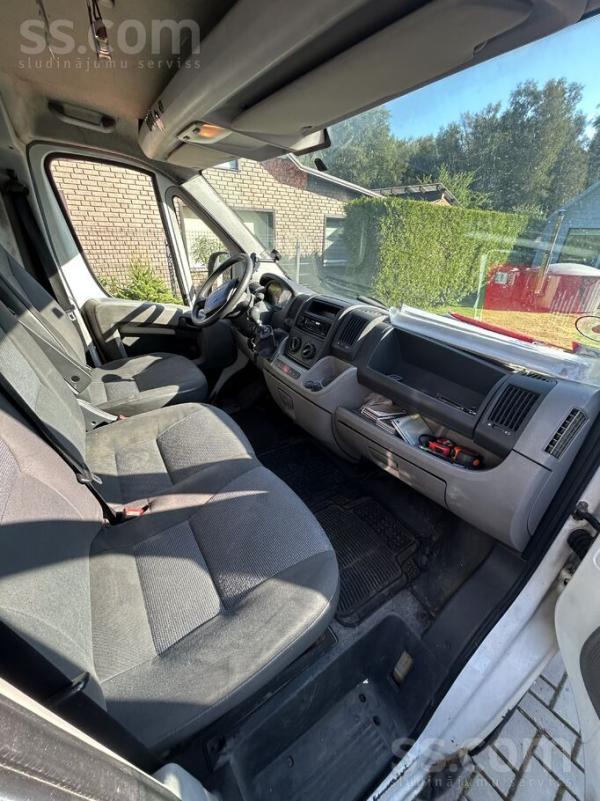 Balts Peugeot Boxer 2009 Daugavpils, ar dzinēja tilpumu 2.20 L un nobraukumu 14 tūkst. km par 3000 €, foto 4 vietnē AUTOMOTO.COM.LV