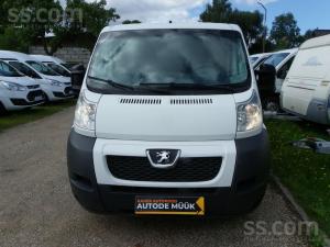 Balts Peugeot Boxer 2010 Valka, ar dzinēja tilpumu 2.20 L un nobraukumu 184 tūkst. km par 4900 €, foto 3 vietnē AUTOMOTO.COM.LV