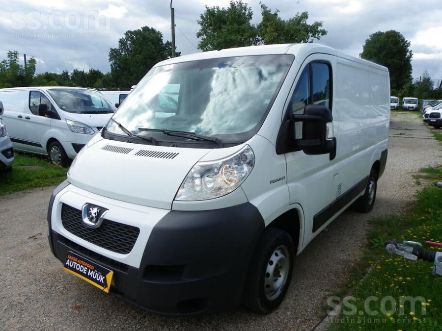 Balts Peugeot Boxer 2010 Valka, ar dzinēja tilpumu 2.20 L un nobraukumu 184 tūkst. km par 4900 €, foto 4 vietnē AUTOMOTO.COM.LV