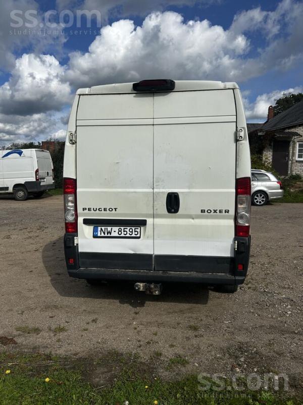 Balts Peugeot Boxer 2010 Rēzekne, ar dzinēja tilpumu 2.20 L un nobraukumu 376 tūkst. km par 3500 €, foto 4 vietnē AUTOMOTO.COM.LV