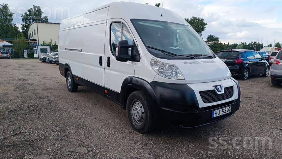 Balts Peugeot Boxer 2011 Rīga, ar dzinēja tilpumu 2.20 L un nobraukumu 283 tūkst. km par 3000 €, foto 3 vietnē AUTOMOTO.COM.LV