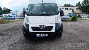 Balts Peugeot Boxer 2011 Rīga, ar dzinēja tilpumu 2.20 L un nobraukumu 283 tūkst. km par 3000 €, foto 4 vietnē AUTOMOTO.COM.LV