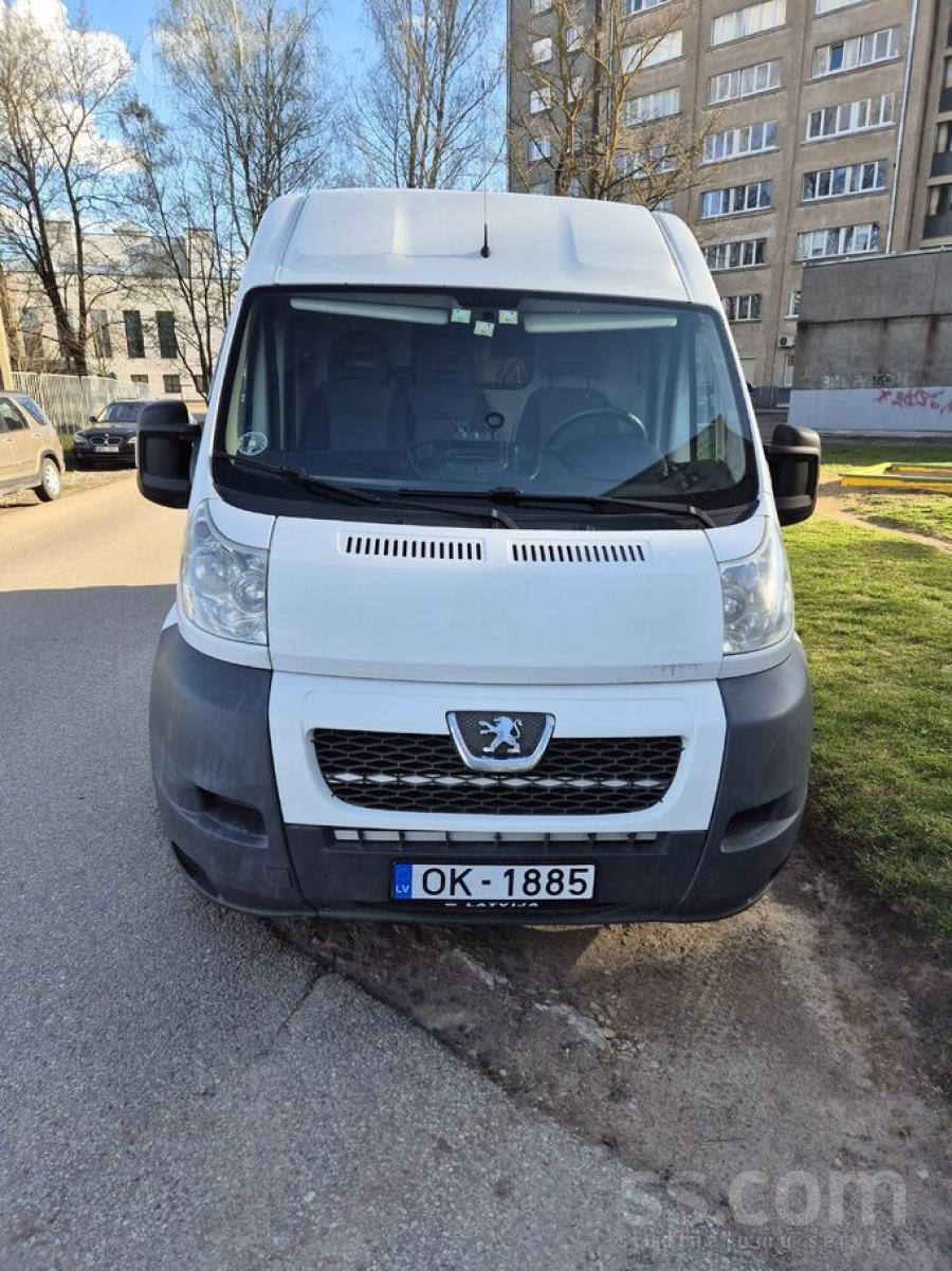 Balts Peugeot Boxer 2011 Daugavpils, ar dzinēja tilpumu 2.20 L un nobraukumu 302 tūkst. km par 4800 €, foto 1 vietnē AUTOMOTO.COM.LV