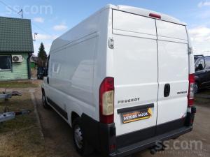 White Peugeot Boxer 2012 in Valka, with an engine capacity of 2.20 L and mileage of 238 thousand km for 8000 €, photo 8 on AUTOMOTO.COM.LV