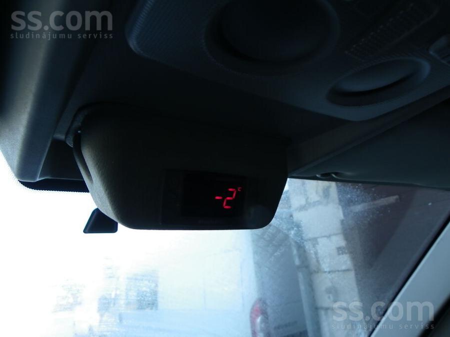 White Peugeot Boxer 2012 in Valka, with an engine capacity of 2.20 L and mileage of 238 thousand km for 8000 €, photo 13 on AUTOMOTO.COM.LV